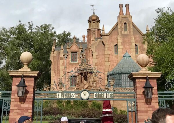 Top 8 Attraction Queues at Walt Disney World