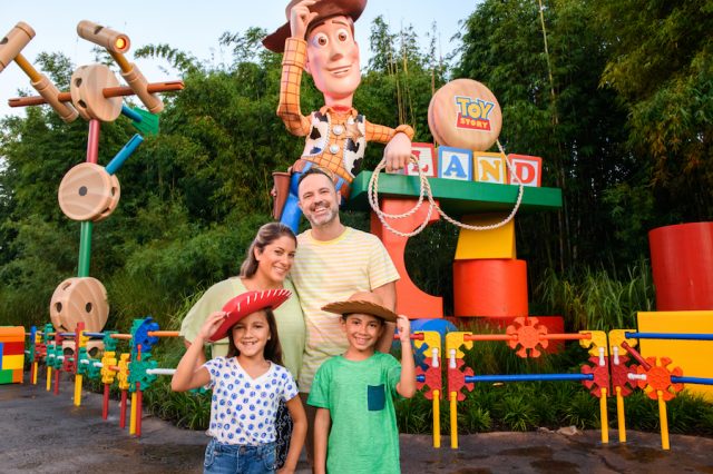 Top Spots for Spring Break Photos at Disney World