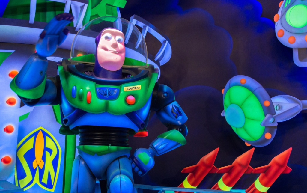 5 Fun Facts About Buzz Lightyear's Space Ranger Spin