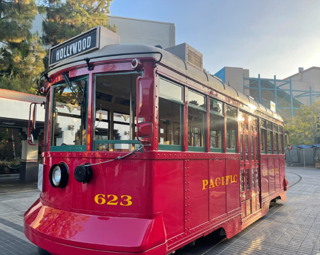 Red Car Trolley has Returned to Disney California Adventure