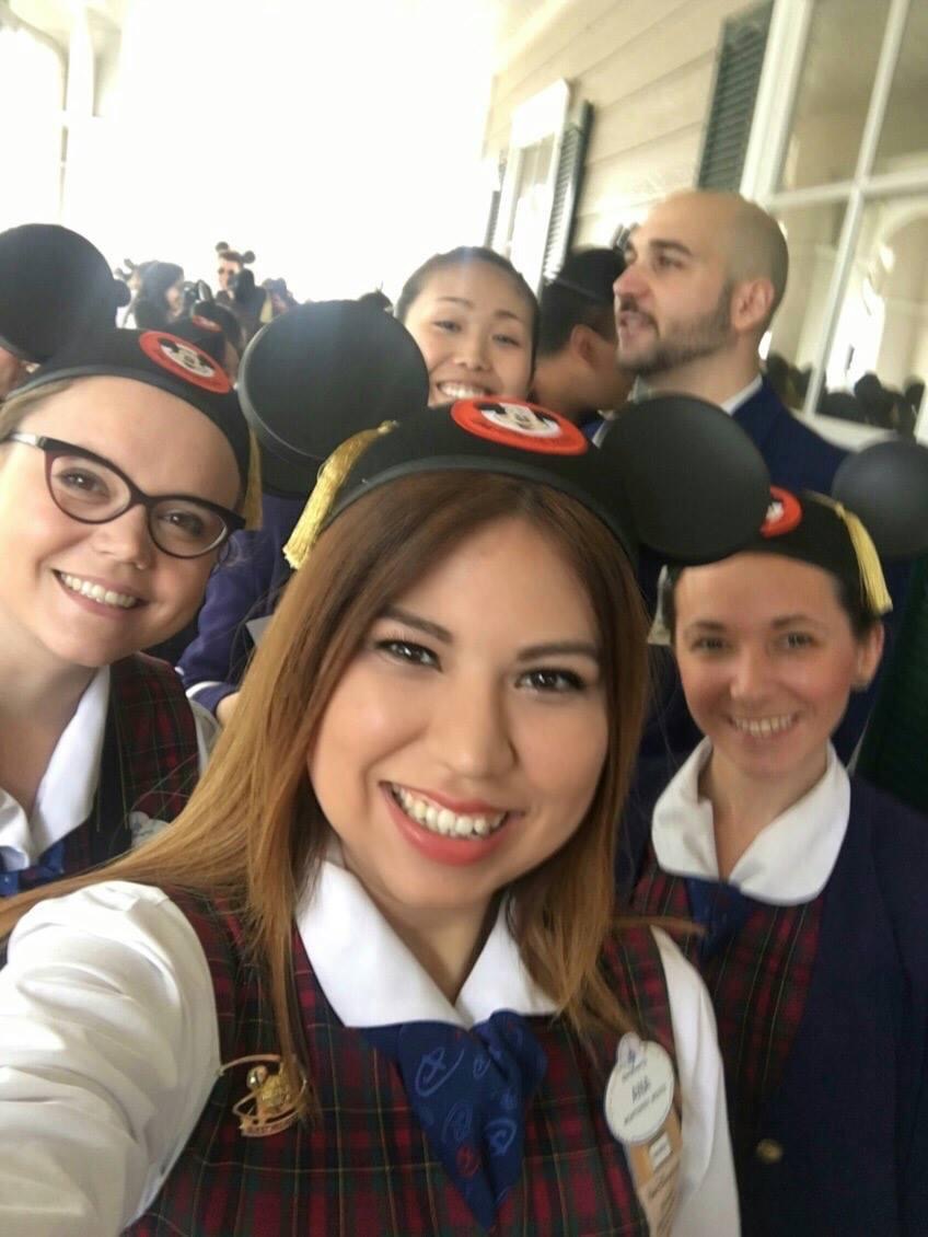 5 Reasons Why You Should Apply For The Disney College Program!