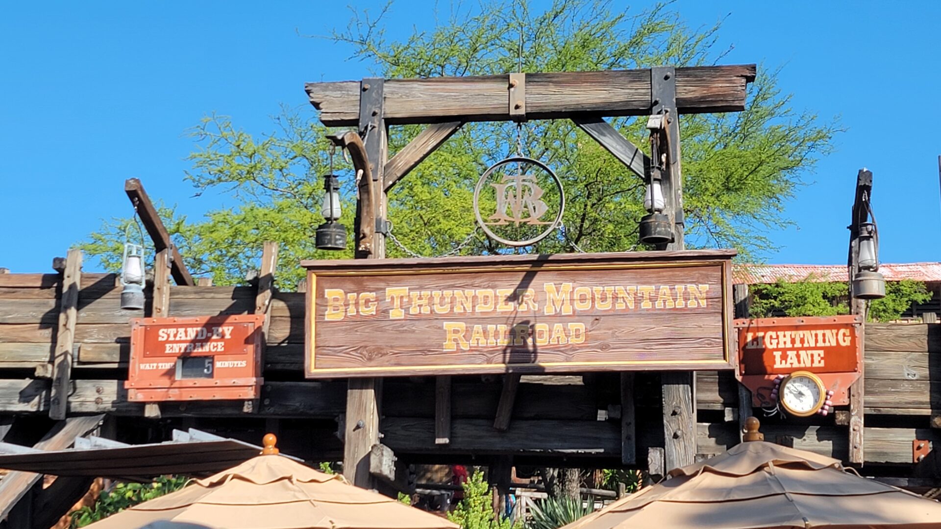 Disney News Round-Up: Walt Disney World Railroad Opening, Cell Phone ...
