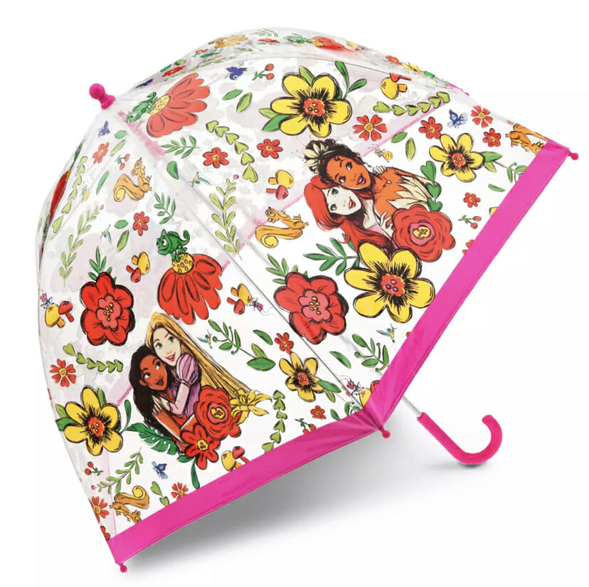 What To Pack For Rainy Days And Hot Temperatures At Disney!