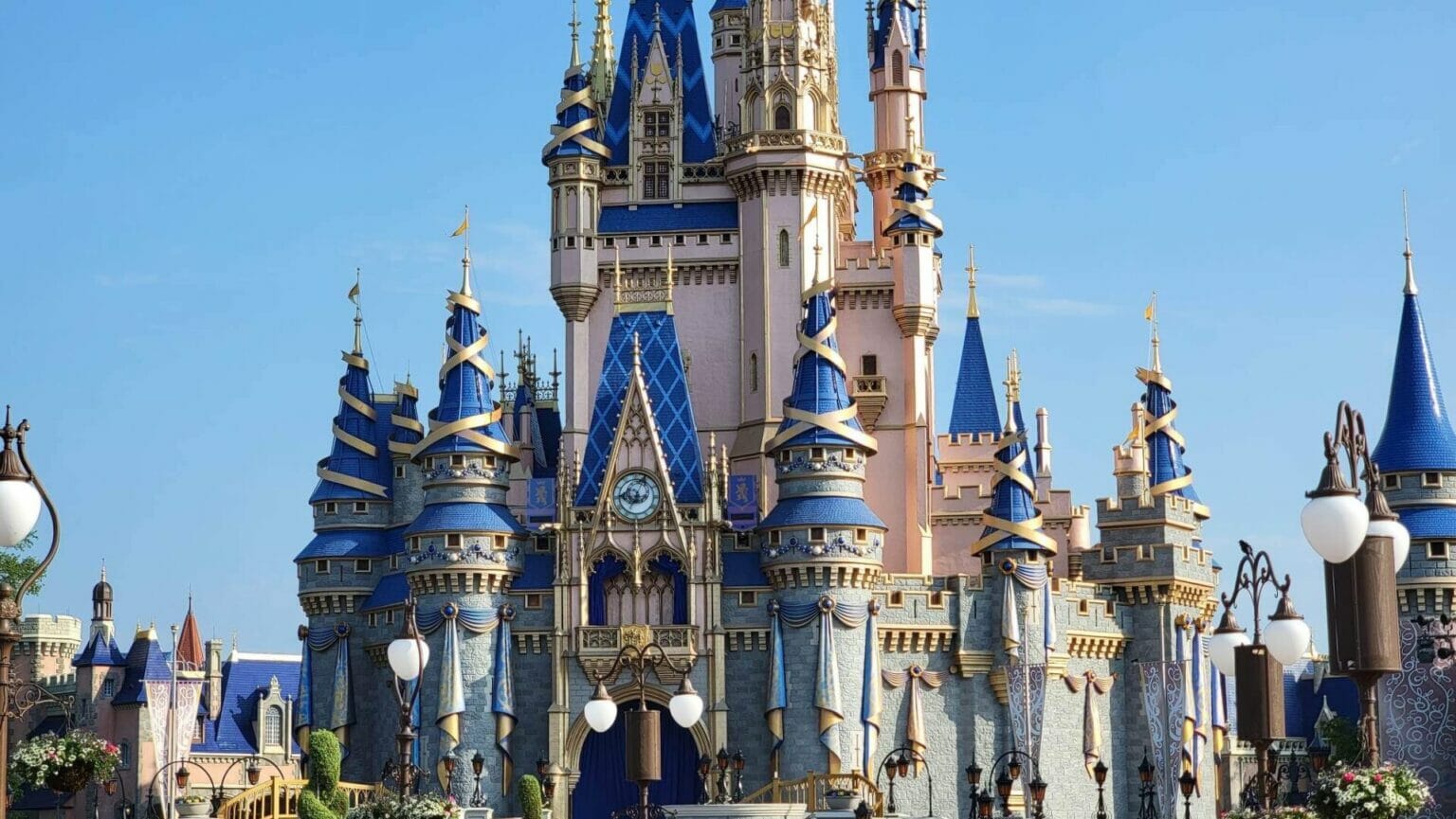 Top 10 Disney World Attractions the Whole Family can Enjoy
