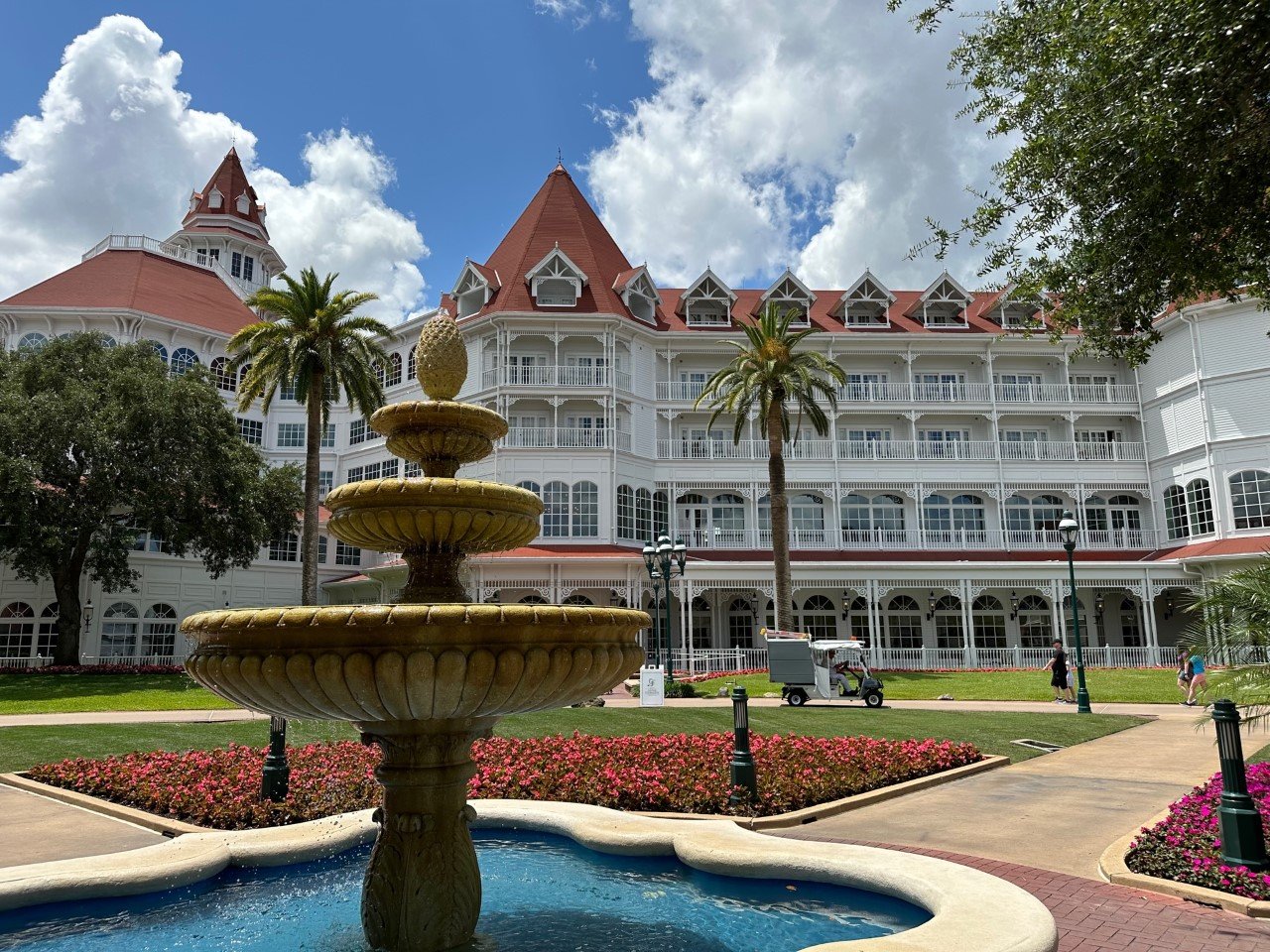 Unveiling the Closest Stays to Magic Kingdom Park
