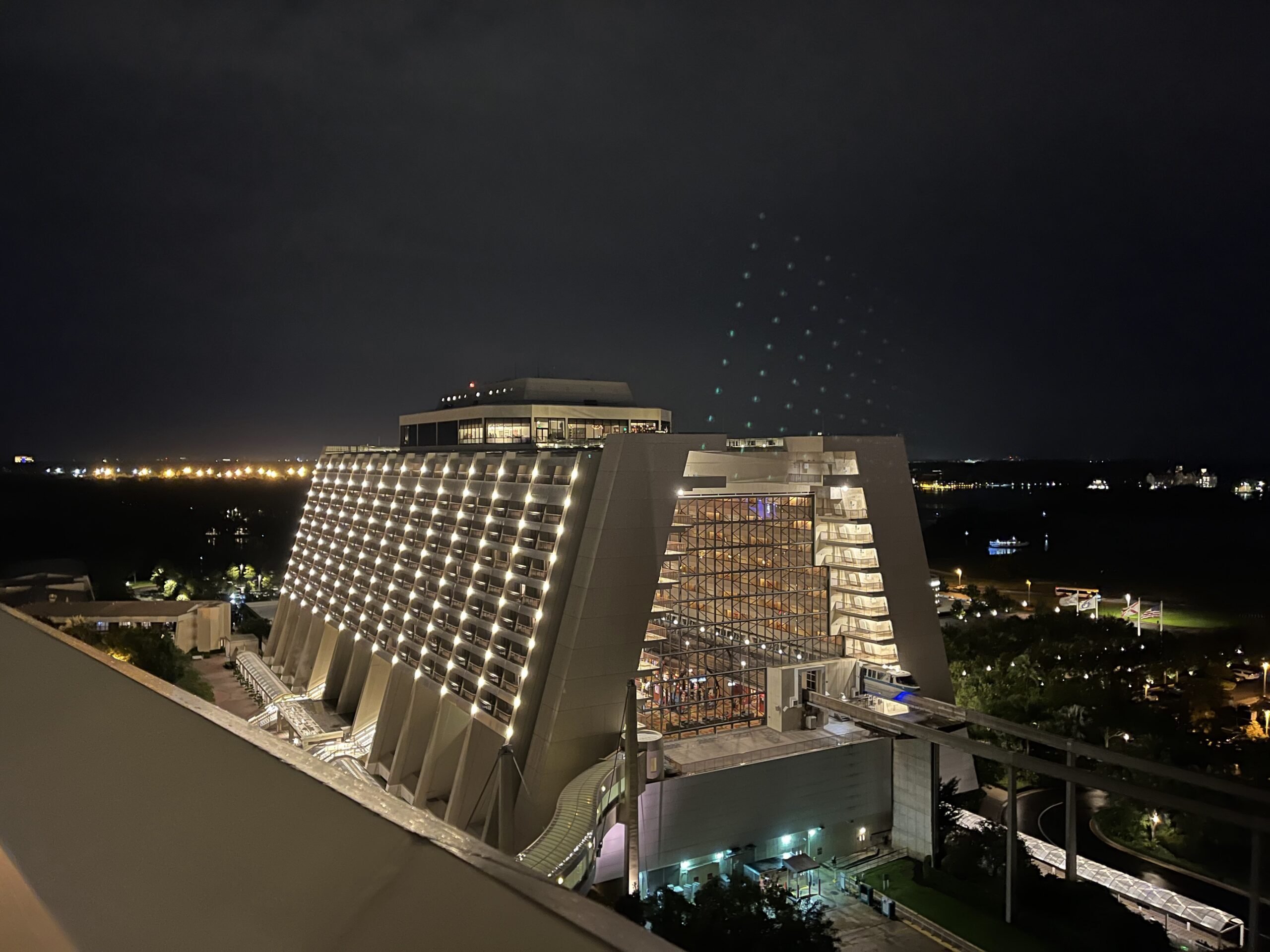 Five Reasons We Love The Contemporary Resort