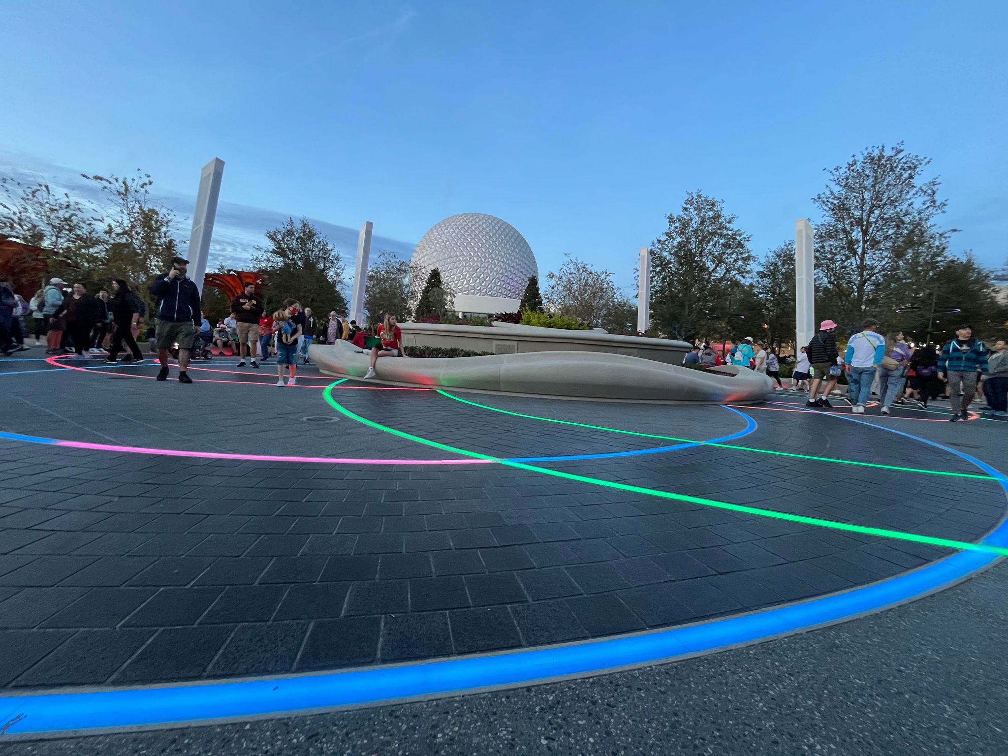 Guide to Dreamers Point, World Celebration Gardens, Lumious the ...